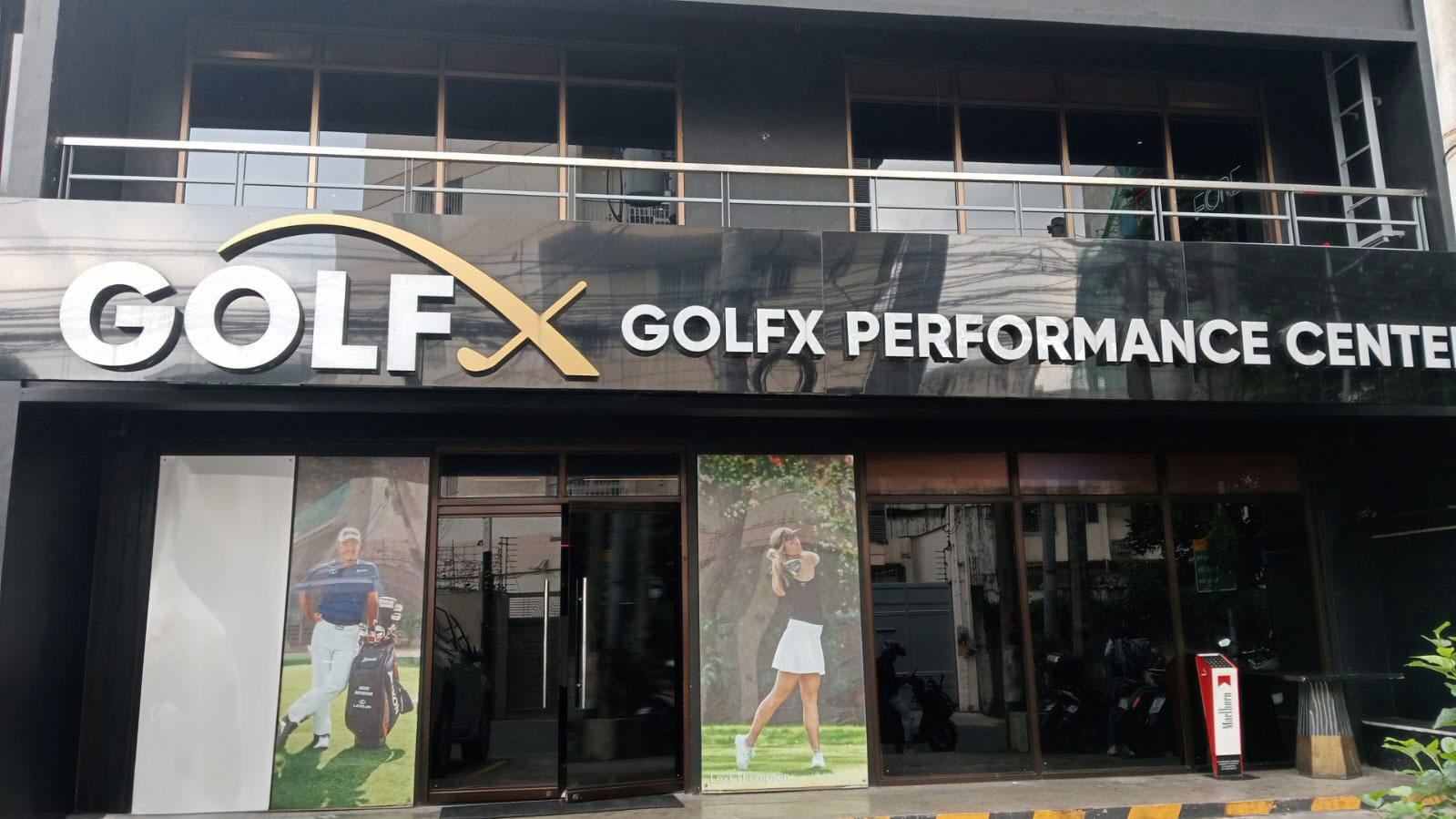 Premier Golf Simulator in San Juan - GolfX Sports Hub